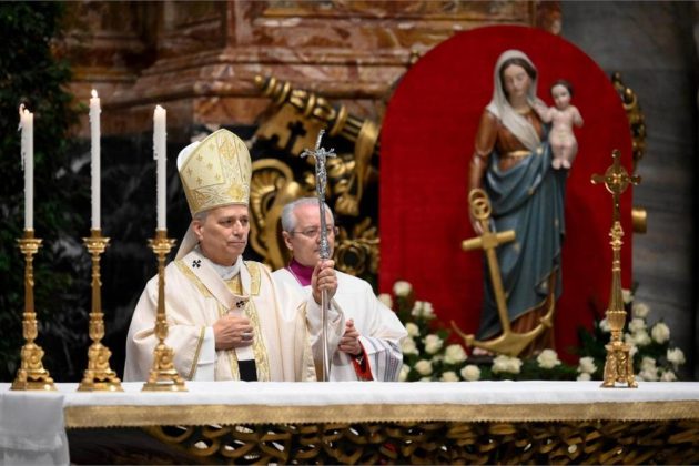Intensi Doa Paus Leo XIV Bulan Januari: Berdoa dengan Sabda Allah - Pen ...