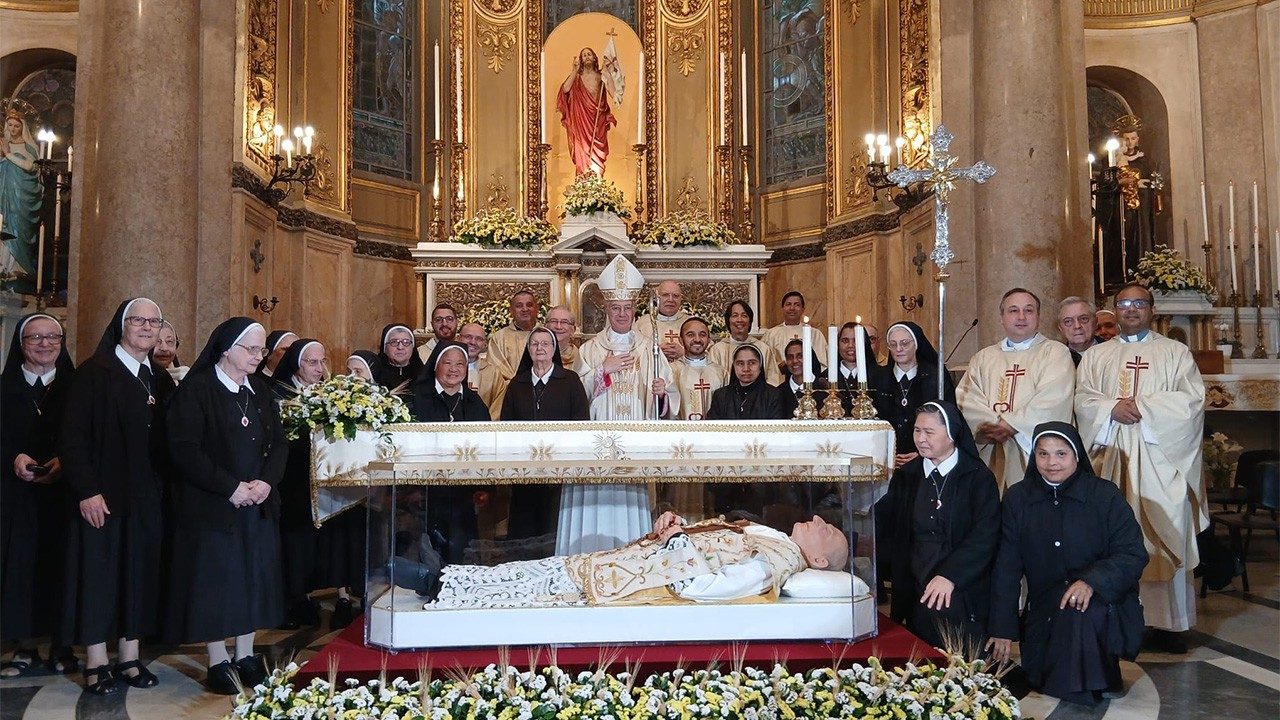 Peringatan Satu Abad St. Hanibal Maria di Francia, Menghidupkan Kembali ...